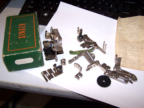 Singer Featherweight *Sewing Machine Edge Stitcher* Singer #36865 ...
