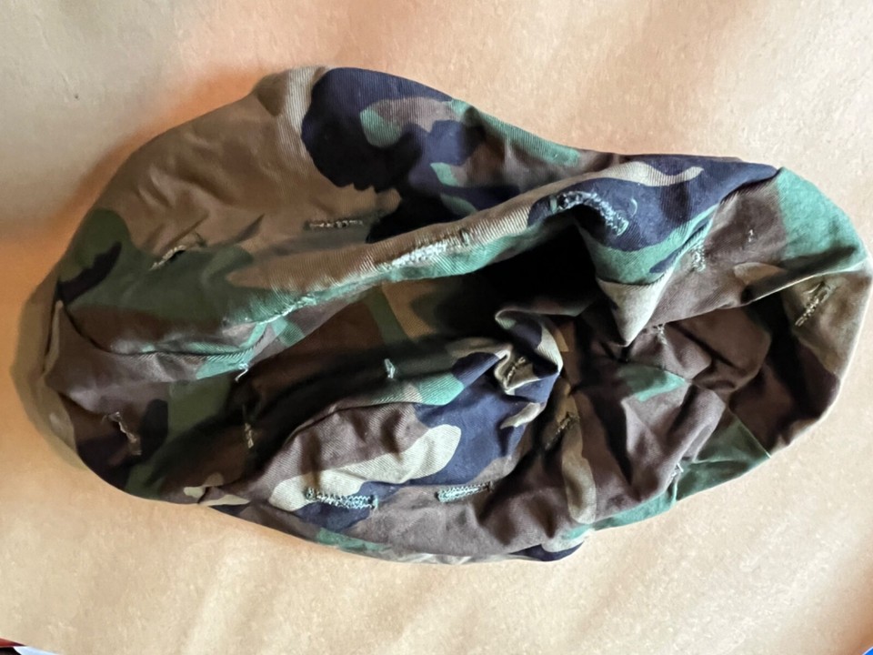 US Army/USMC PASGT Helmet Cover Woodland Camouflage Pattern Medium ...