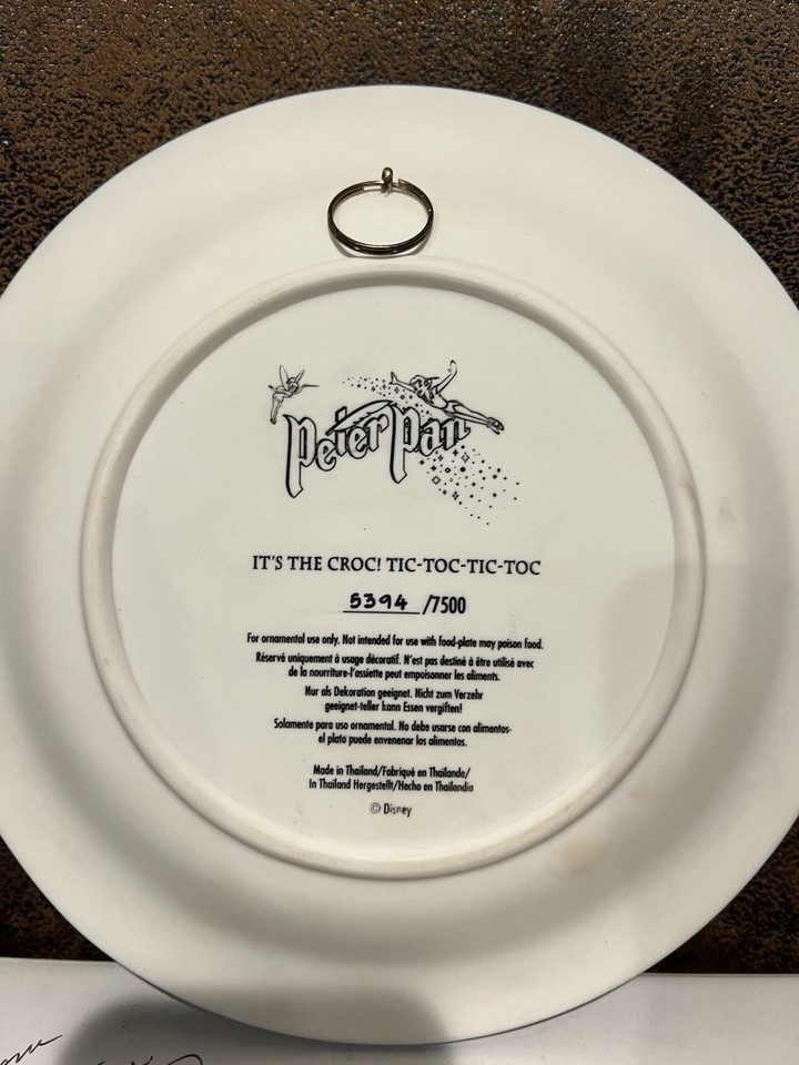 Disney Peter Pan Relief Plate “It's The Croc! Tic-Toc Tic-Toc" With Box ...