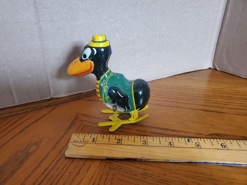 Vintage Cary the Crow Wind Up Hopping Tin Toy Marx Toy Co Made in Japan ...
