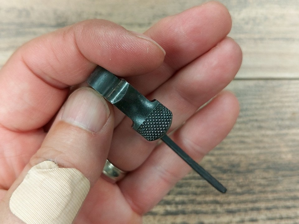 Colt 1911 Wide Spur Checkered Vintage 45 ACP WW II Hammer 1911 A1 945 ...