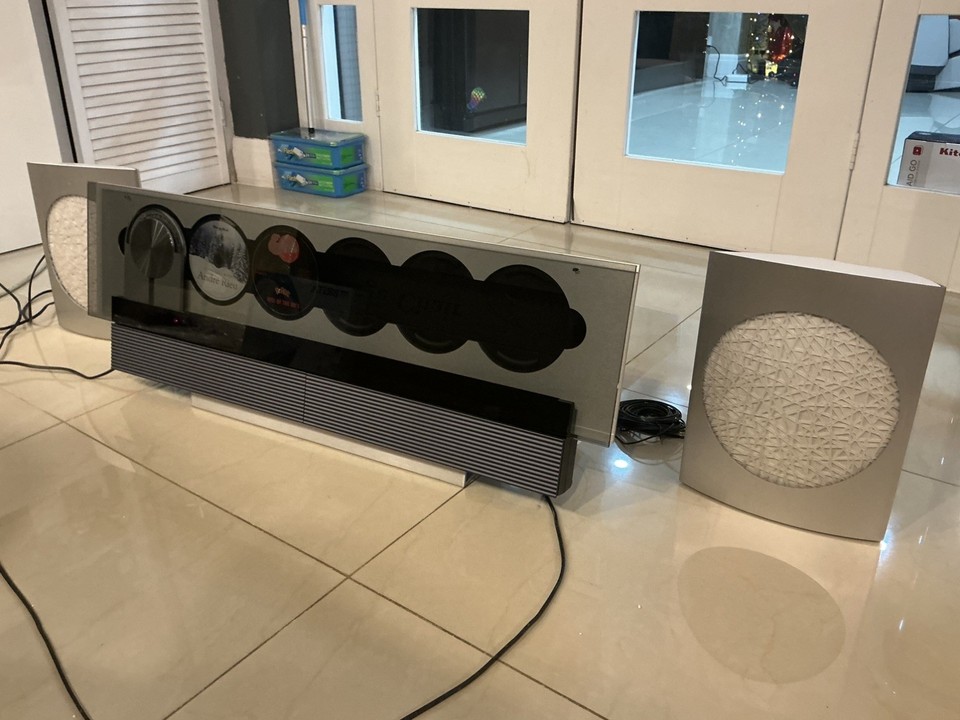 Bang Olufsen BeoSound 9000 CD Player MK3 with table stand + Beolab 17 ...