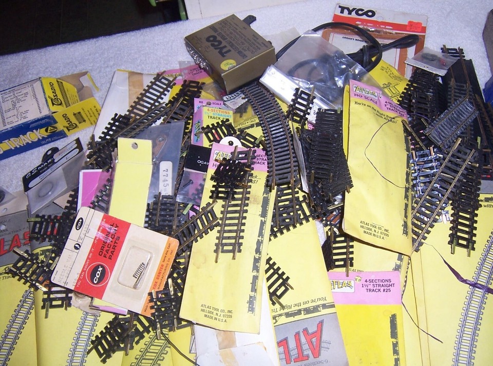 Big Lot of Model Railroad/ Train Track - Joiners - Pieces - Parts | eBay