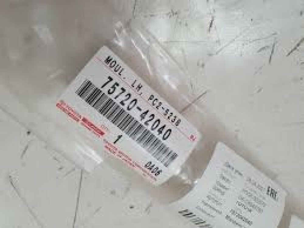 Toyota Genuine OEM Rav4 2013-2018 Front Left Door Belt Molding 75720 ...