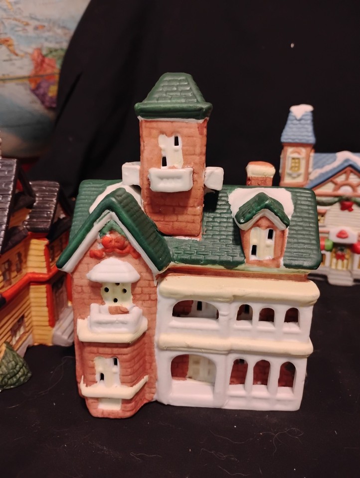 Lot of 5 - Porcelain Houses Santas Best Americana No Lights Christmas ...