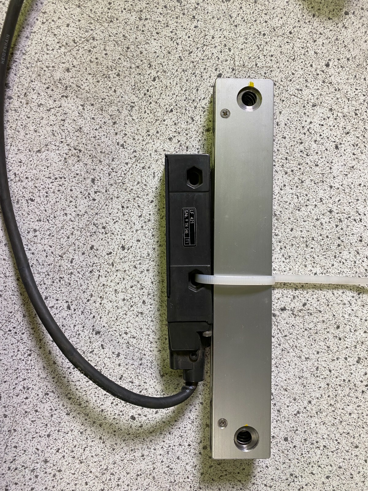 Heidenhain D-83301 LF421 Sealed linear encoders | eBay