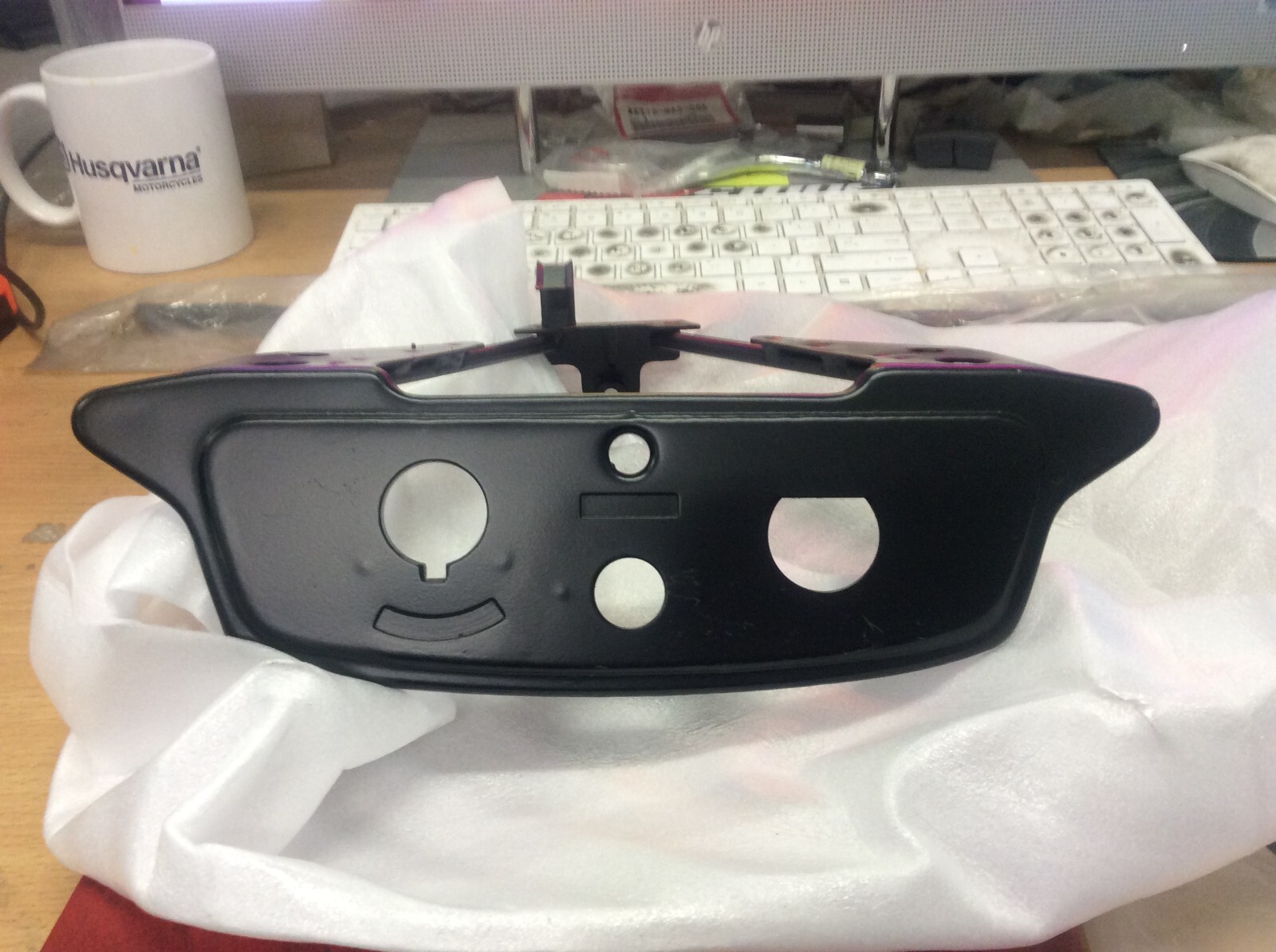 GENUINE YAMAHA PARTS HEADLIGHT STAY YTM225DX TRI-MOTO 1983-1985 29U ...