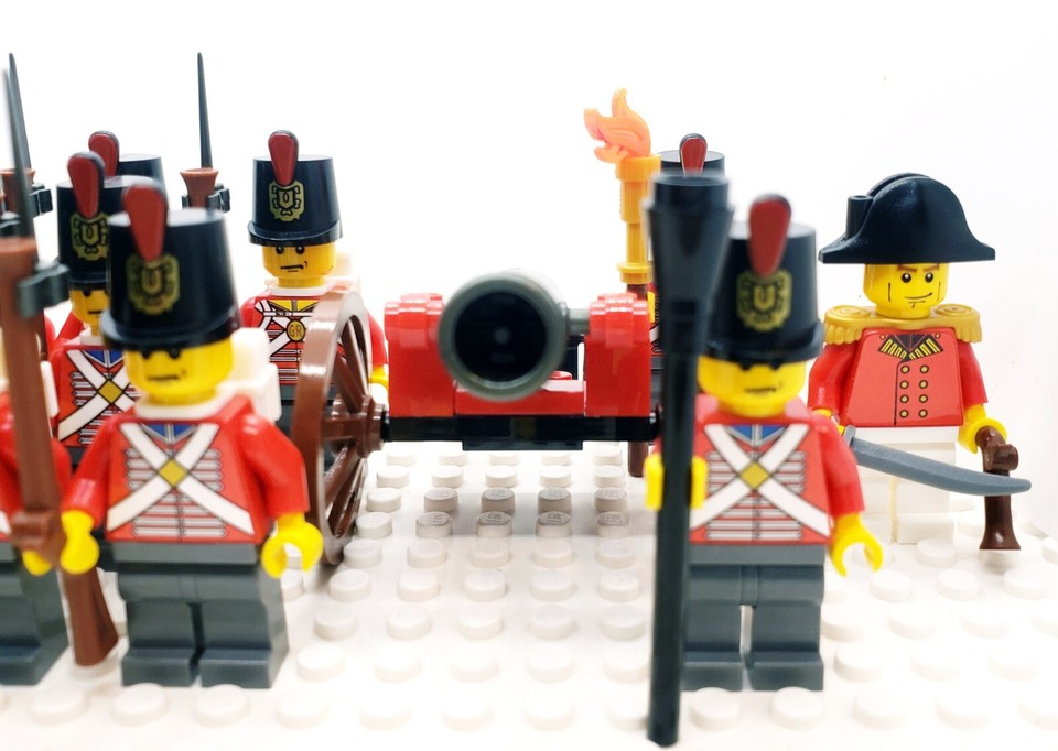 British Waterloo Line Infantry Battalion Soldiers made w/ real LEGO ...