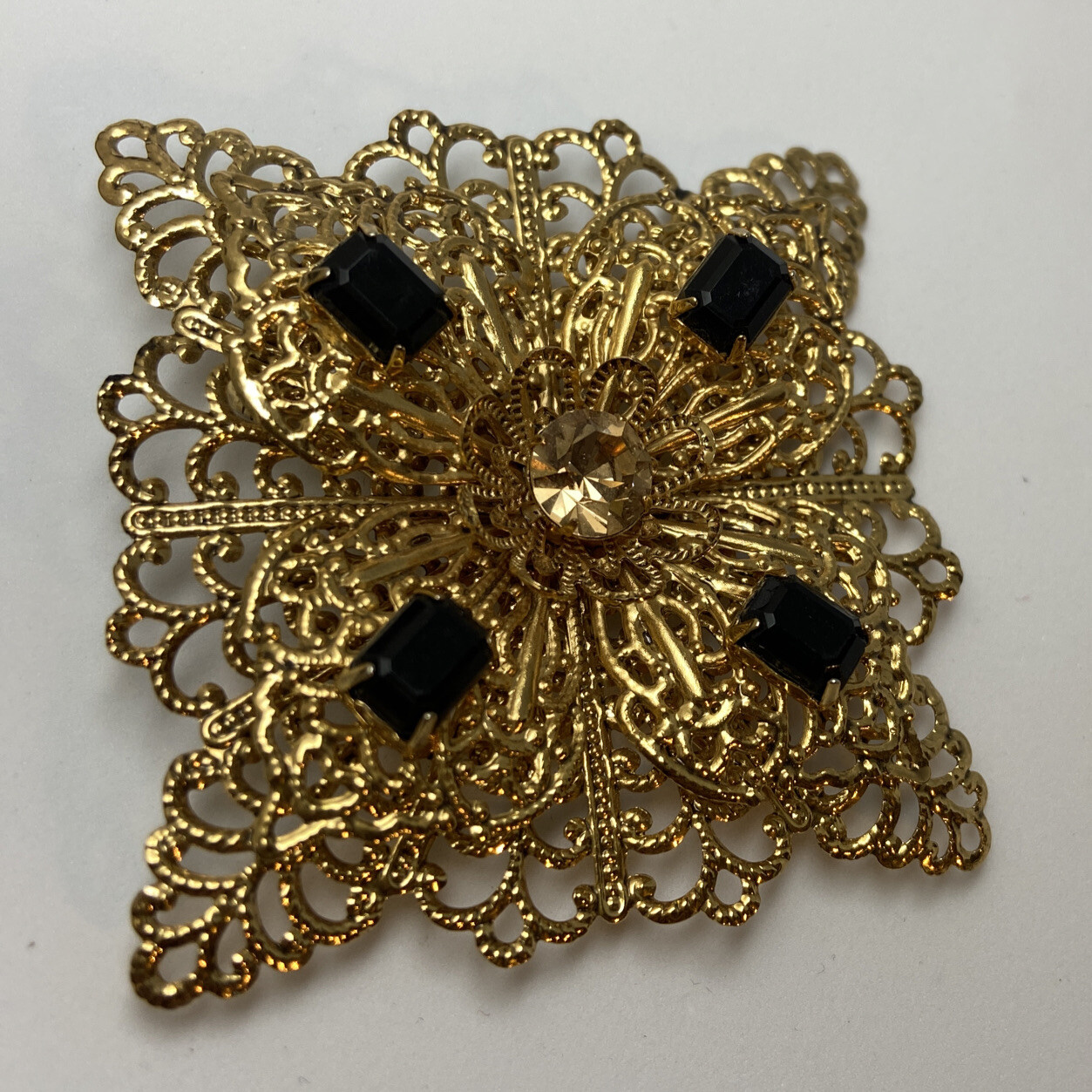 Vintage Square Filigree Gold Tone Brooch Pin - Gem