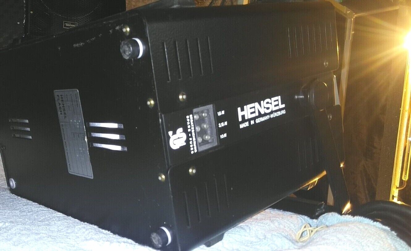 HENSEL FLASH 3200-B flash generator with heavy duty cables & large plug ...