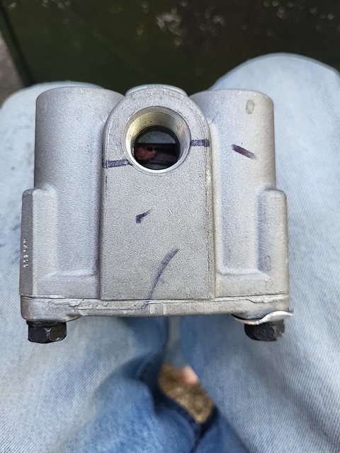 Bendix T-294304 Air Brake Check Relay Valve for sale online | eBay
