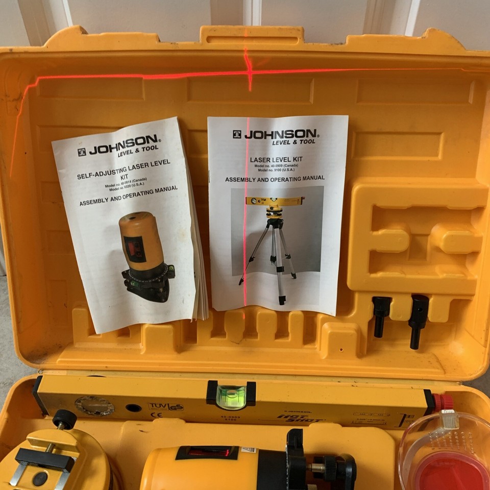 Johnson Level & Tool Self-Adjusting Laser Level Kit, Model 9100 & 9320 ...