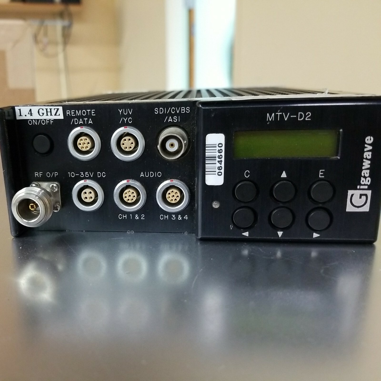 Gigawave MTV-D2 Portable Digital Transmitter, 1.4 - 1.7 GHz | eBay