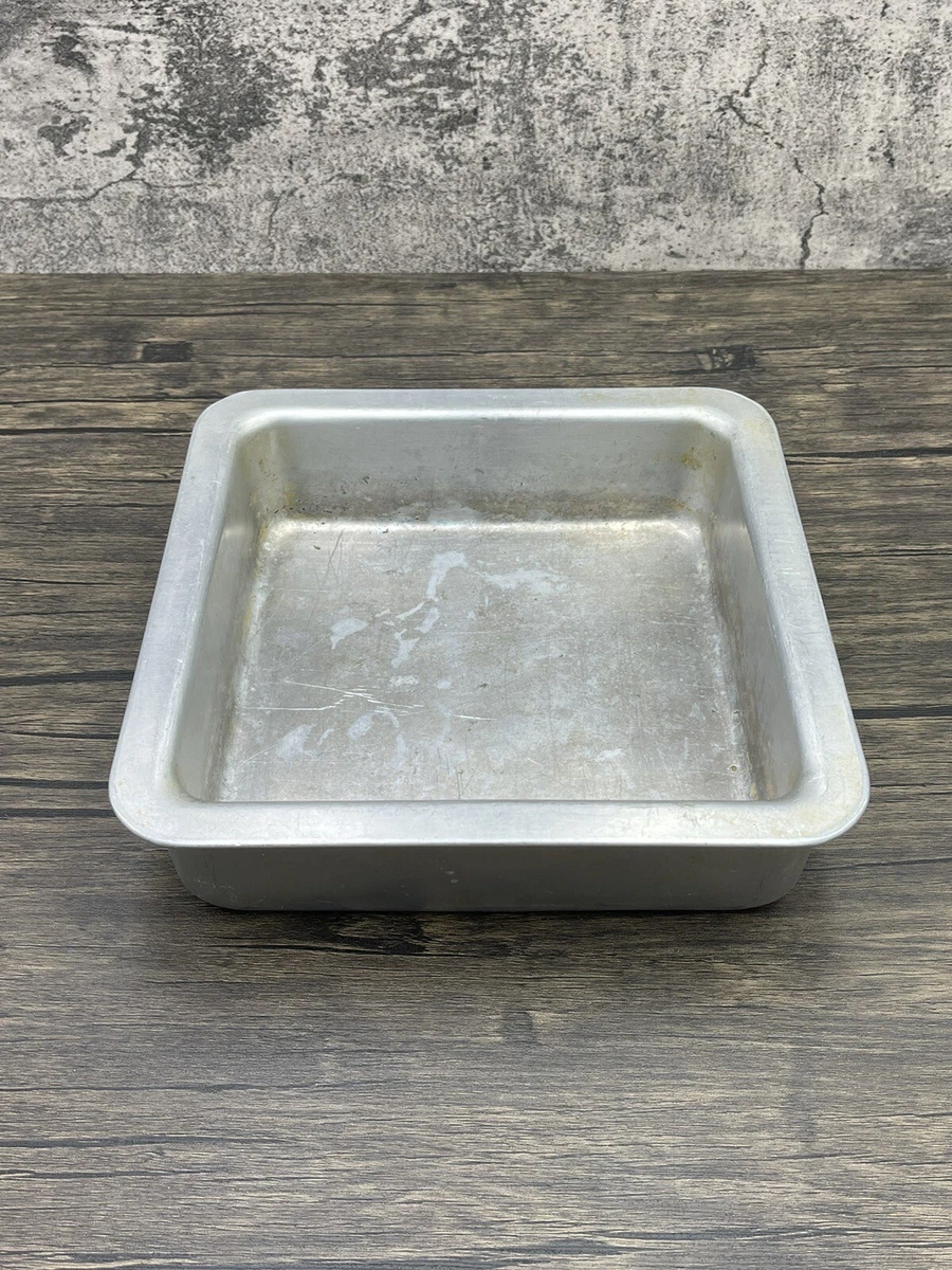 Square Cake Pan With Lid
