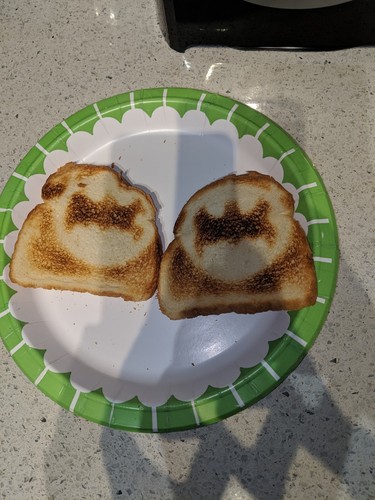 DC DCB-21CN Batman 2-Slice Toaster - Black for sale online | eBay