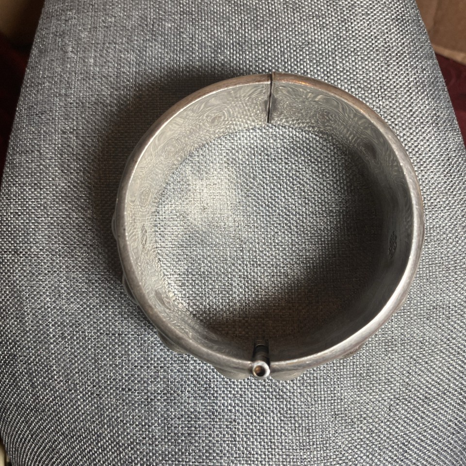 Large Sterling Silver Hinged Bracelet 90 Grams Preowned | eBay