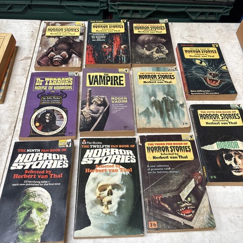 PAN books Horror Stories X11 | eBay UK