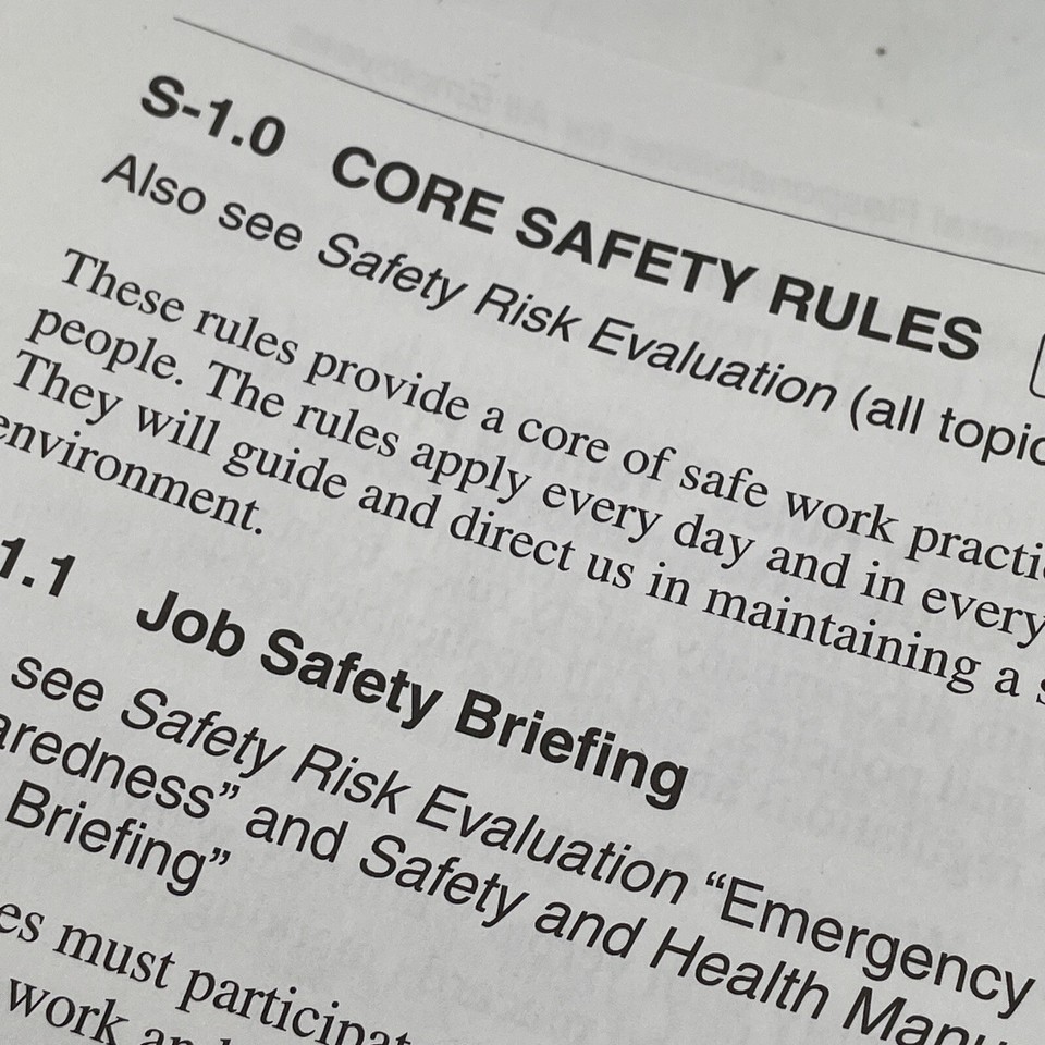 Burlington Northern Santa Fe 1997 Operating Safety Rules Book BNSF ...
