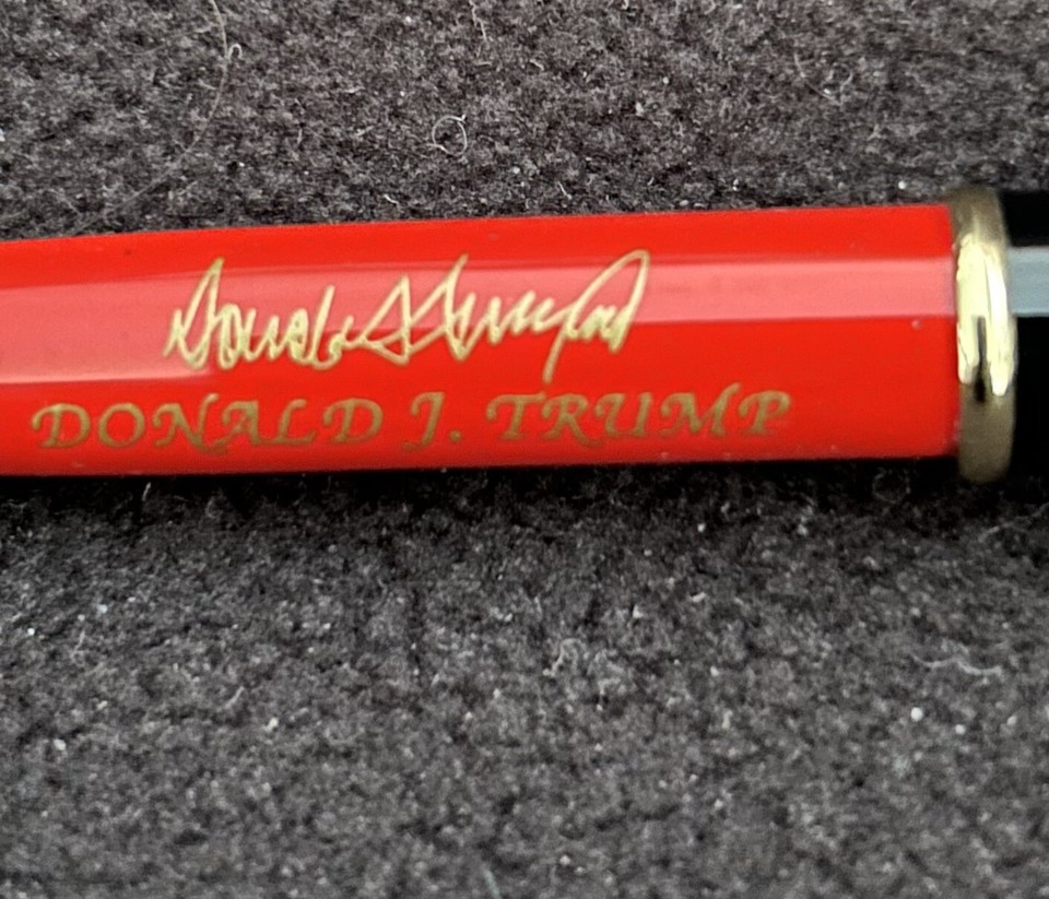TRUMP PEN EAGLE GOLD SEAL + SIGNATURE DONALD REPUBLICAN MAGA RED METAL ...