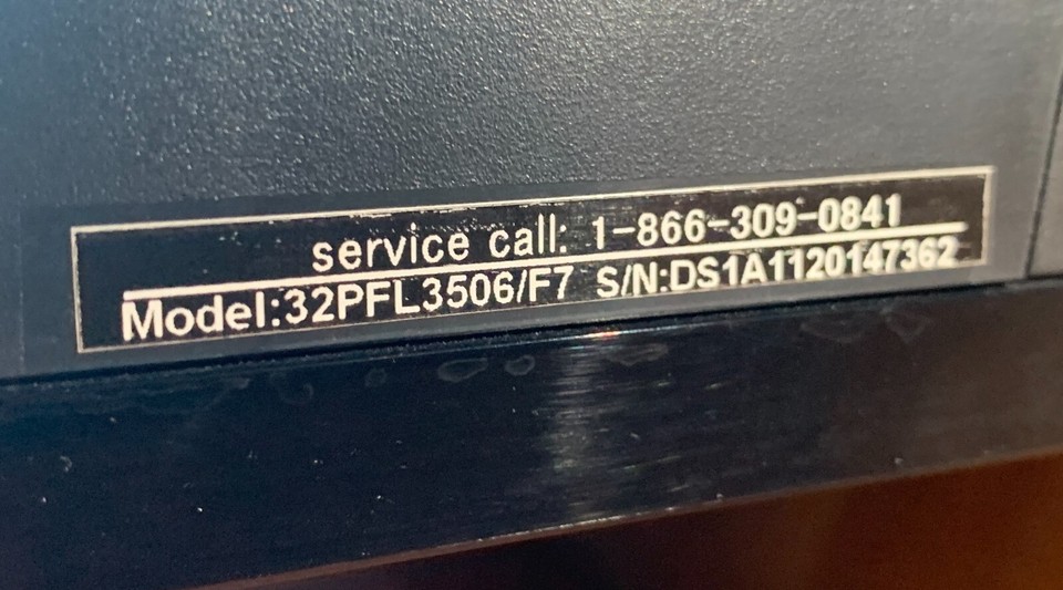 Philips 32PFL3506/F7 32 Inch Flat Screen 720p LCD HDTV With Wall Mount ...