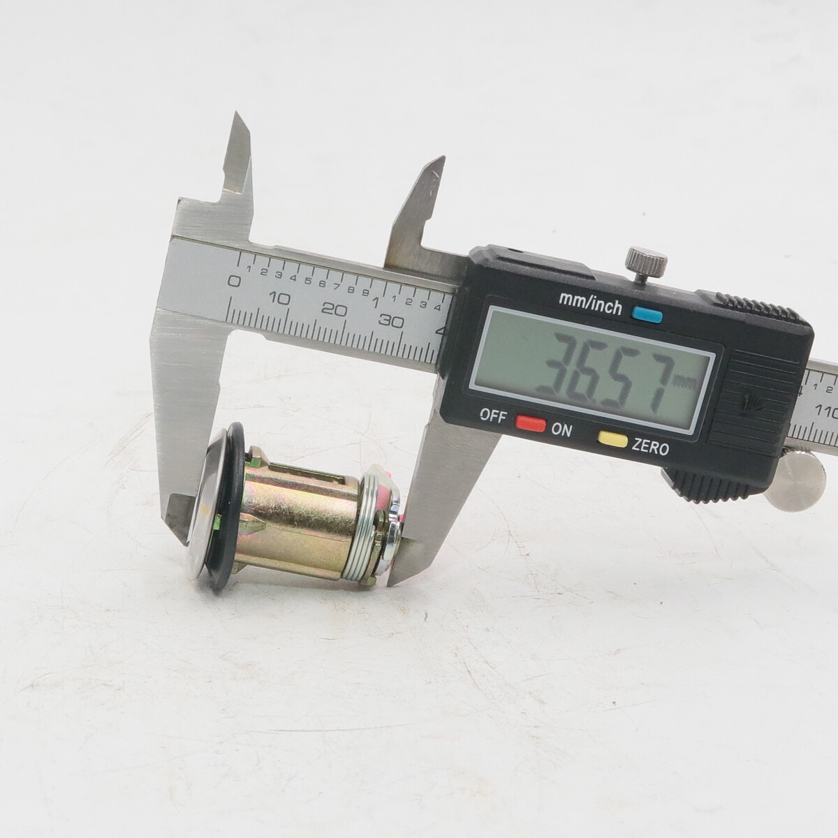 DOOR LOCK LH RH KEYS FIT NISSAN UD TRUCK DIESEL 6TW12 CAPSTAR H41 1400 ...