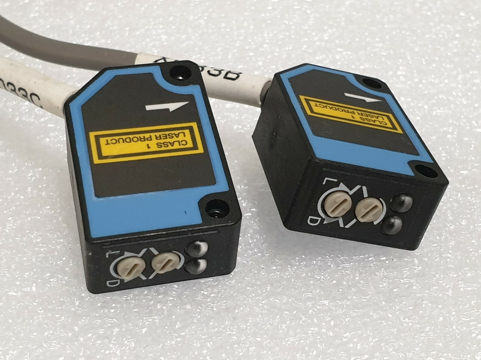 [2UNIT] SICK WT100L-E1141 Diffuse Photoelectric Sensor | eBay