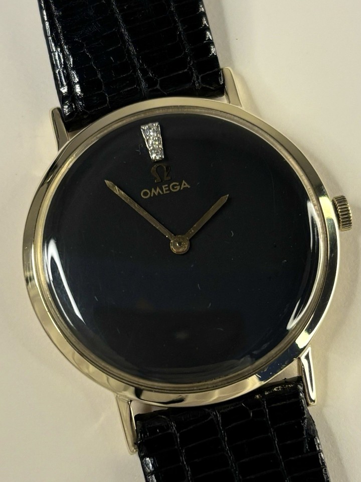 OMEGA 14K Solid Gold *RARE* Vintage 1970’s Black Dial Manual 14ct Watch ...