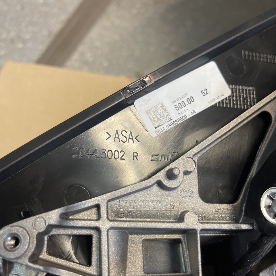 Genuine Mercedes-Benz W176 A-Class RH Wing Mirror Electrical Frame ...