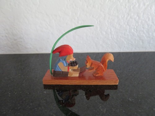 HANDCRAFTED WOODEN GNOME/ELF FIGURINE MADE IN ERZGEBIRGE GERMANY BY ...