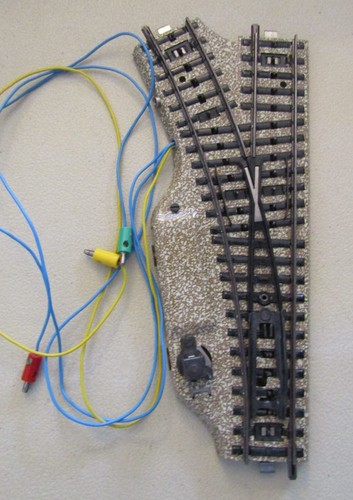 MARKLIN HO SCALE LEFT TURNOUT SWITCH TRACK 5118 USED | eBay