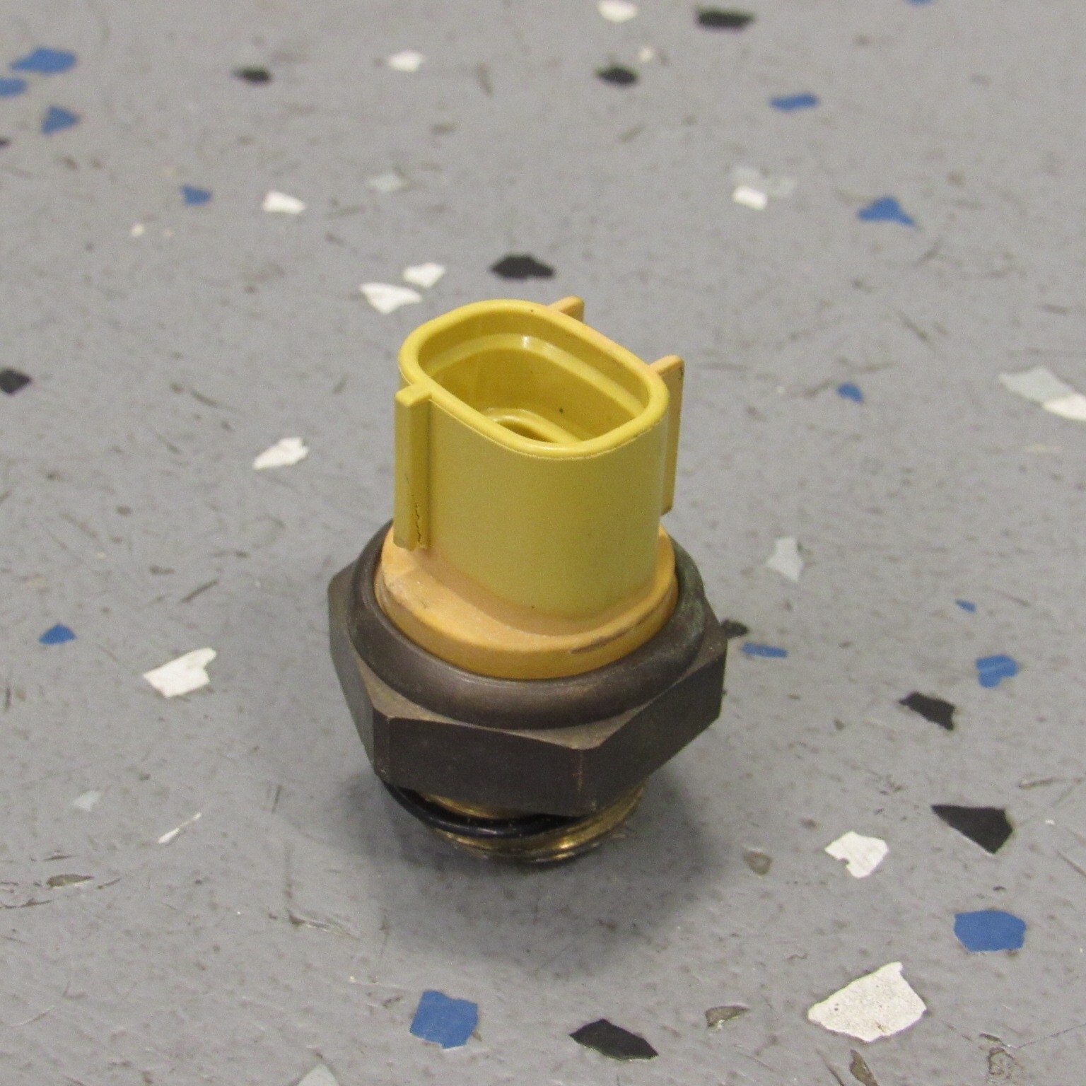 Radiator FAN SWITCH 04-11 DL650 V-Strom 650 / 03-09 SV650 SV650S ...