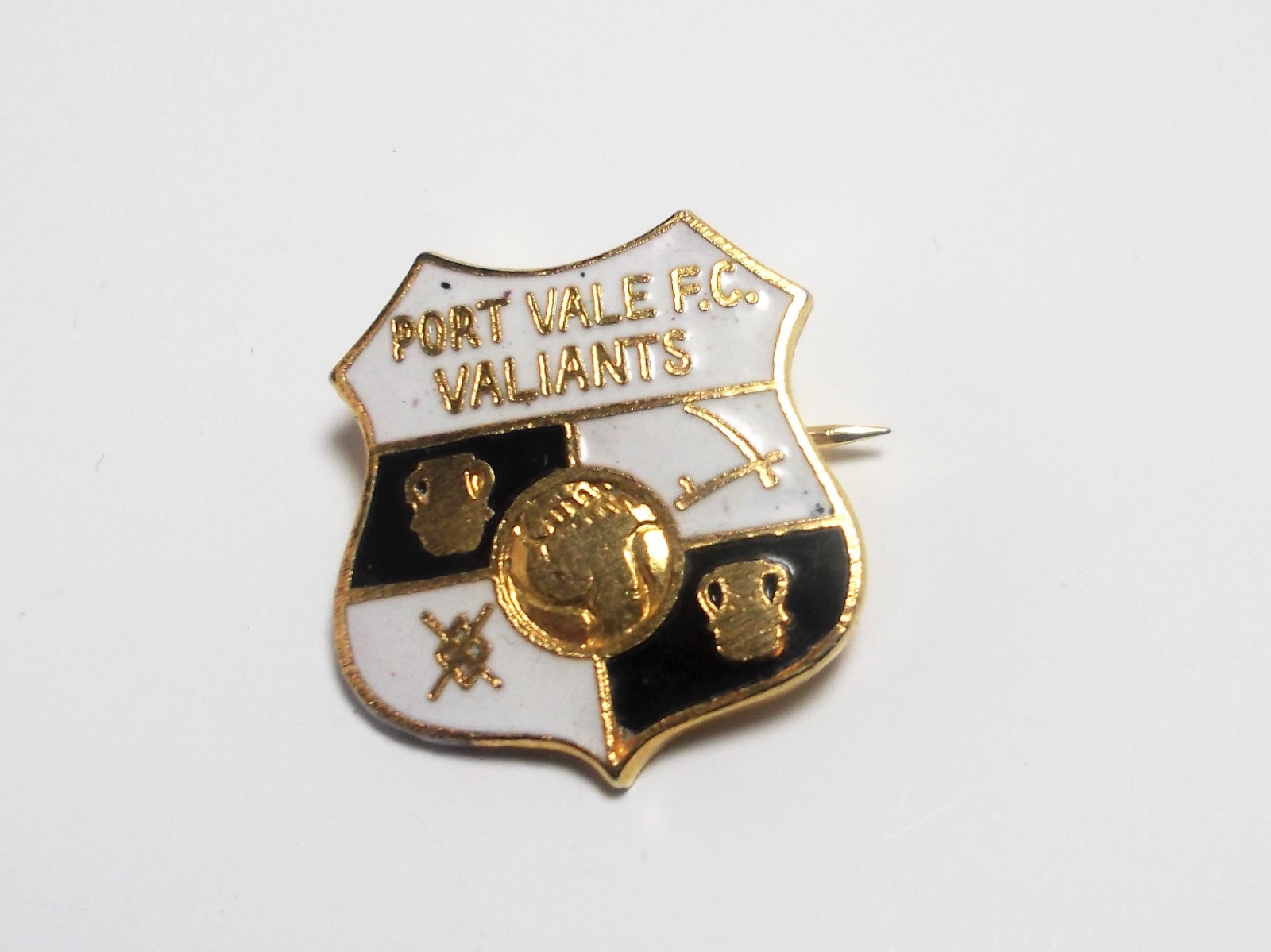 PORT VALE FC - VINTAGE ENAMEL COFFER CREST BADGE | eBay