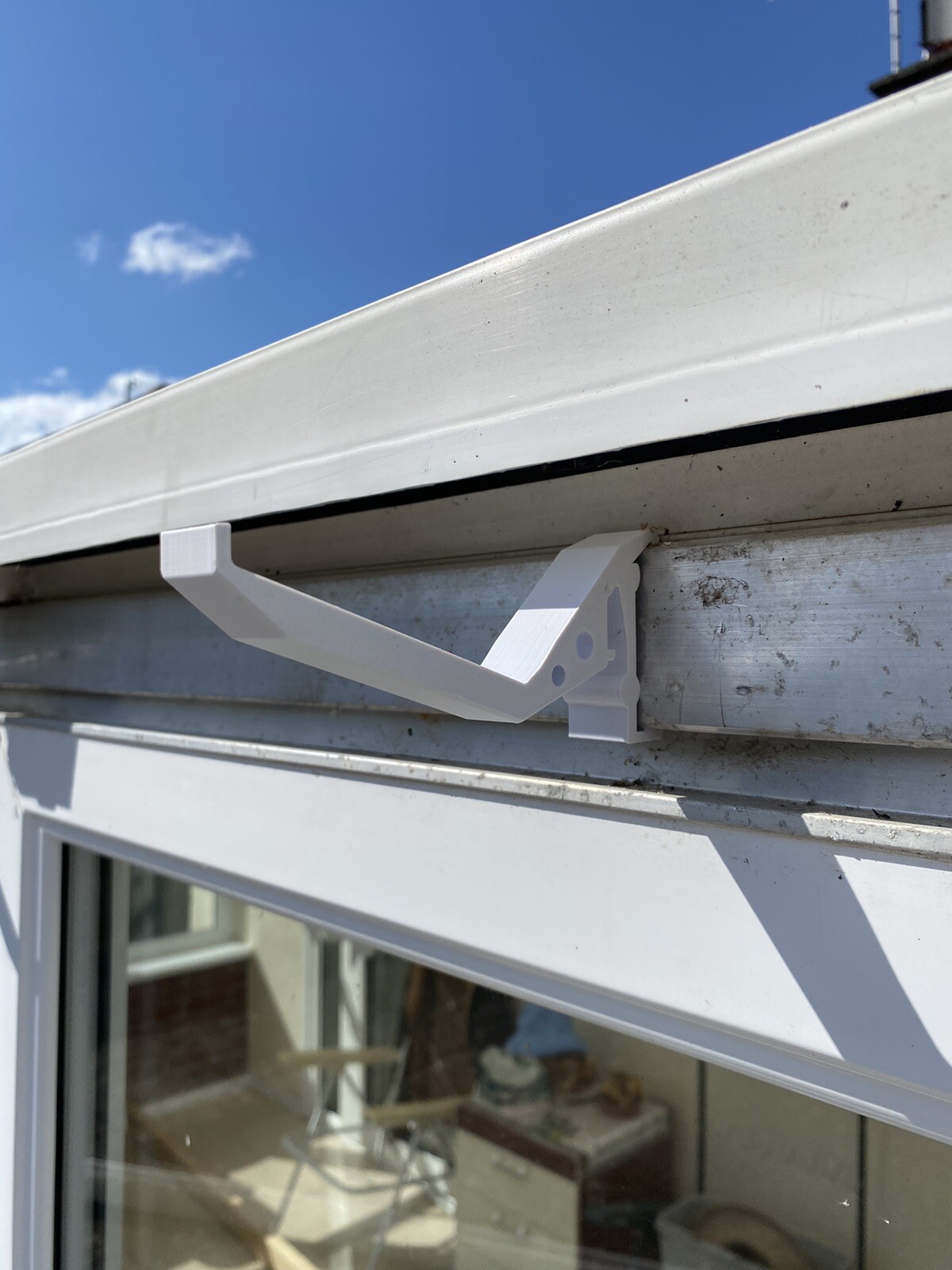 K2 C8043 Gutter Bracket Alternative - New Design (Single) | eBay UK