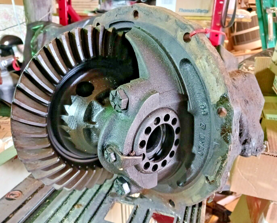 Ford 9 Inch 28 Spline Differential Third Member Rear End C7AWE w ...