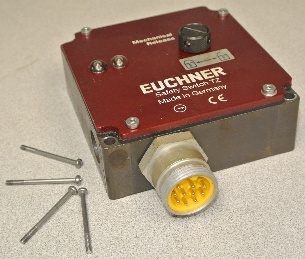 EUCHNER TZ1RE024BHA-C1903 SOLENOID LOCKING SAFETY INTERLOCK SWITCH ...