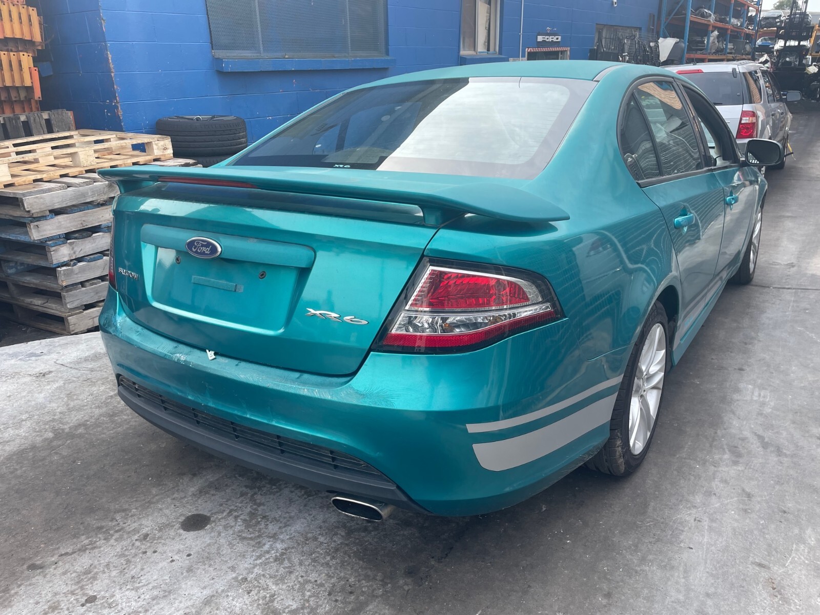 WRECKING FORD FG FALCON XR6 5 SPEED AUTO | eBay Australia