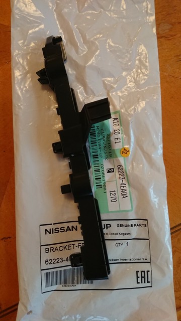 Genuine Nissan QASHQAI Front Left Bumper Bracket J11 2013 on 622234EA0A ...