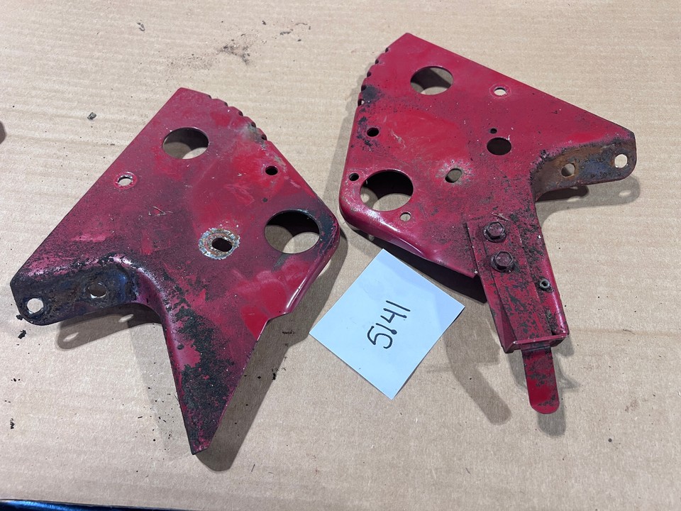 Wheel Brackets 7036048YP 7036242YP SNAPPER model# 21405pt (#5141 & 6151 ...