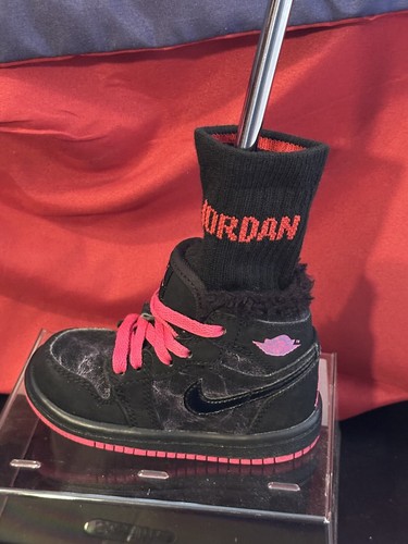 Sneaker Golf Putter Cover Air Jordan - Jordan 1 Style Boot Pink Black ...