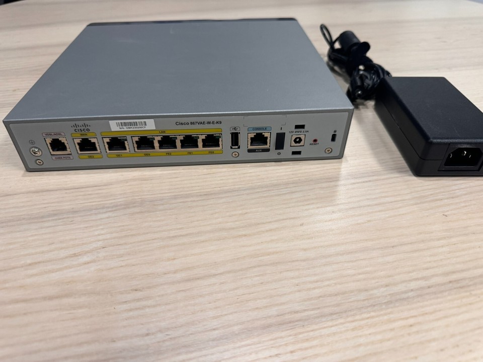 Cisco 860VAE-W Integrated Service Router with Power supply. Free ...