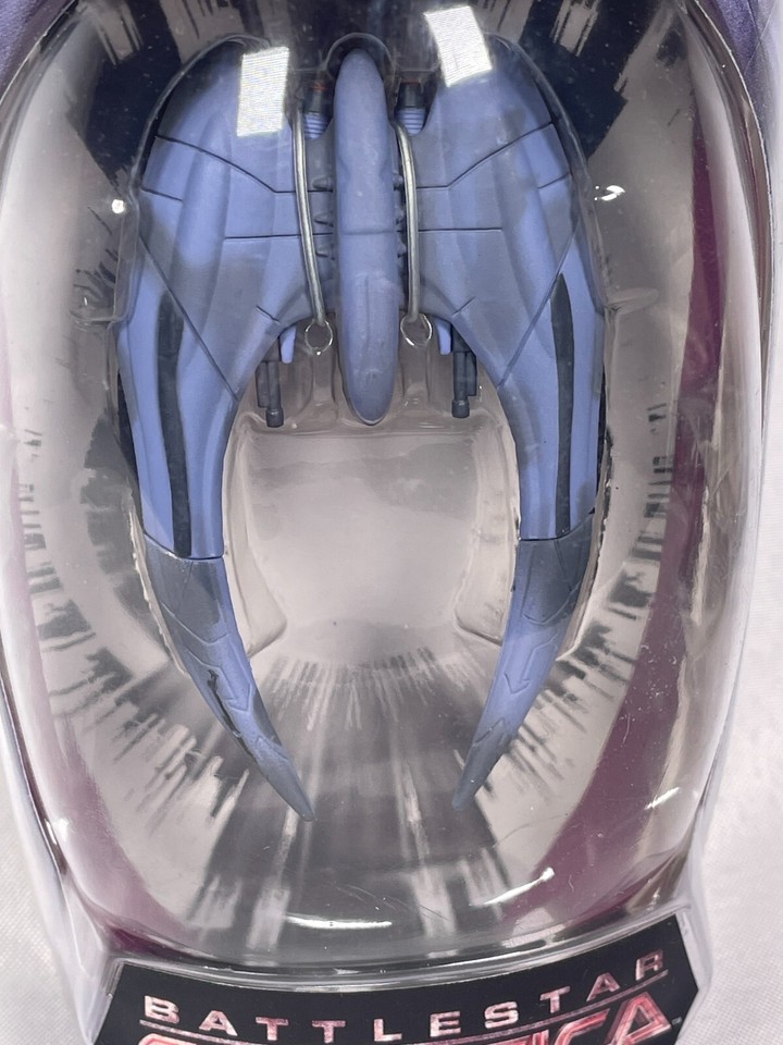 "Scar" Cylon Raider Battlestar Galactica Vehicle Titanium Series Hasbro ...