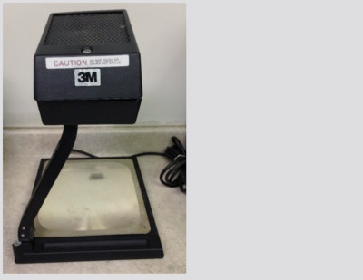 Overhead Projectors - 3M 2000 Ag Portable