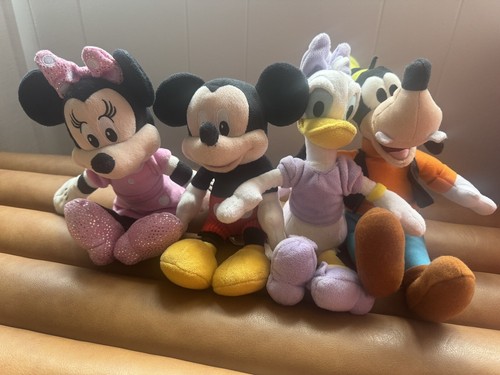 Disney Mickey Minnie Daisy Duck goofy lot of 4 stuffed animals ...