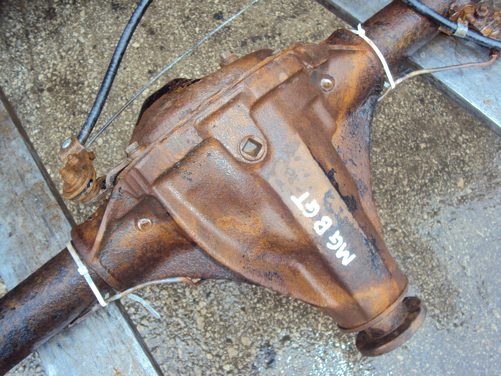 Morgan / MG MGB GT Salisbury Rear Axle 1960-1970 With Knock Off Spline ...