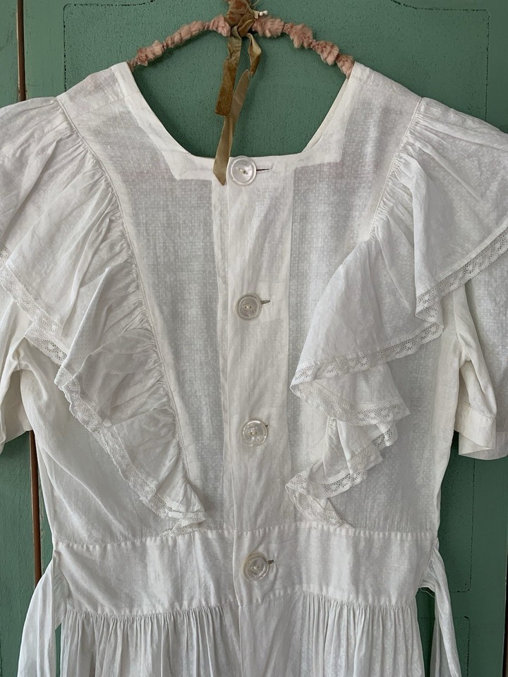 Vintage 1940s White Cotton Puff Sleeve Dress Button Back Lace Ruffles ...