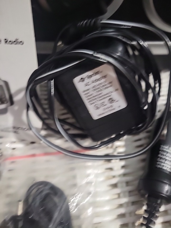 VECTOR "The Freedom of Power" Portable TV & Radio Vector WC300DSV | eBay