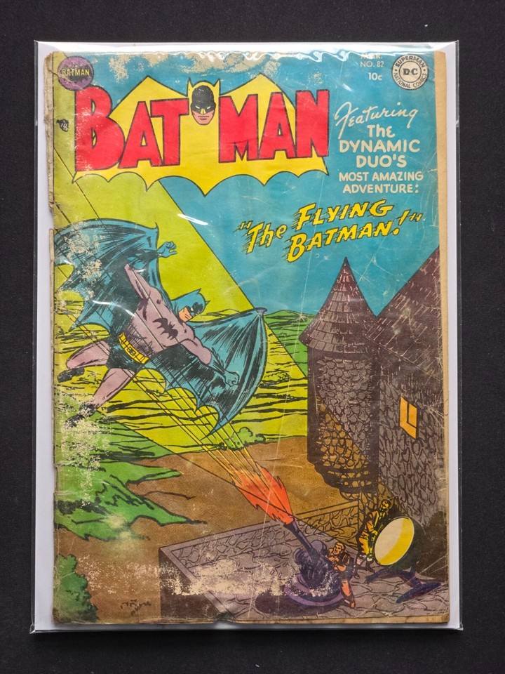 BATMAN #82 Mar 1954 WIN MORTIMER FLYING BATMAN COVER VERY RARE PRECODE ...