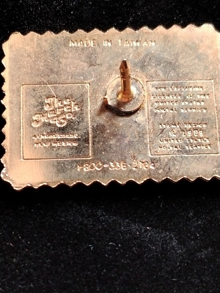 USPS Lapel Pin Vintage Post Office Stamp Greetings Christmas USA 25 ...