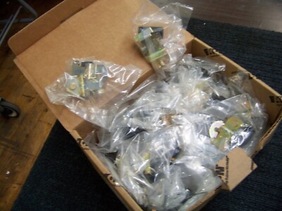 Lot of 50 Eaton Vibraclamp 1/2 Copper 5/8 OD 1/2 CT Yellow Zinc ...