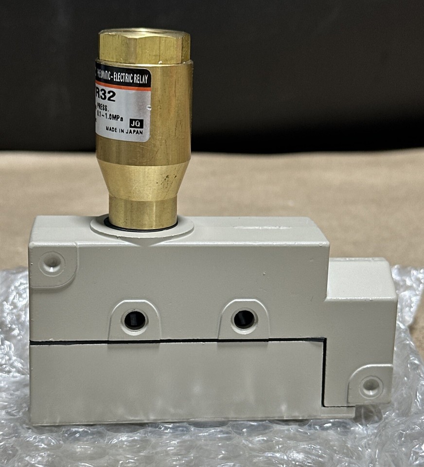 NEW- Omron ZE-Q-2SMC / SMC VR3201-01 Limit Switch & Solenoid Valve ...